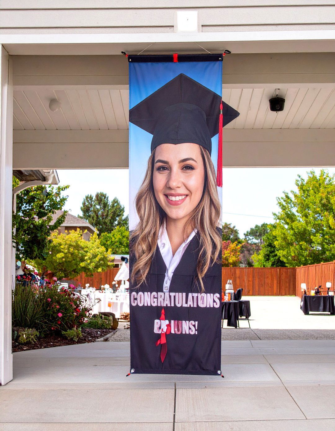 30 Outdoor Graduation Party Ideas for a Special Event - We Love Home Blog