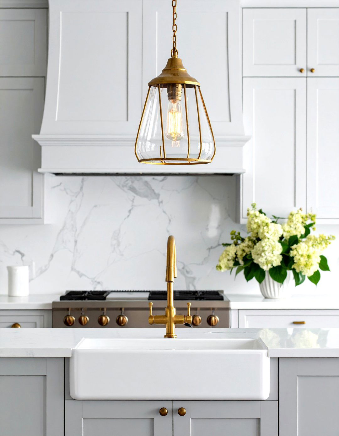 30 Over Kitchen Sink Lighting Ideas for a Brighter Space - We Love Home ...