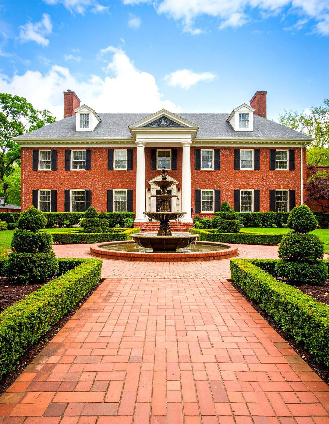 30 Landscaping Ideas for Front Yards to Boost Appeal - We Love Home Blog