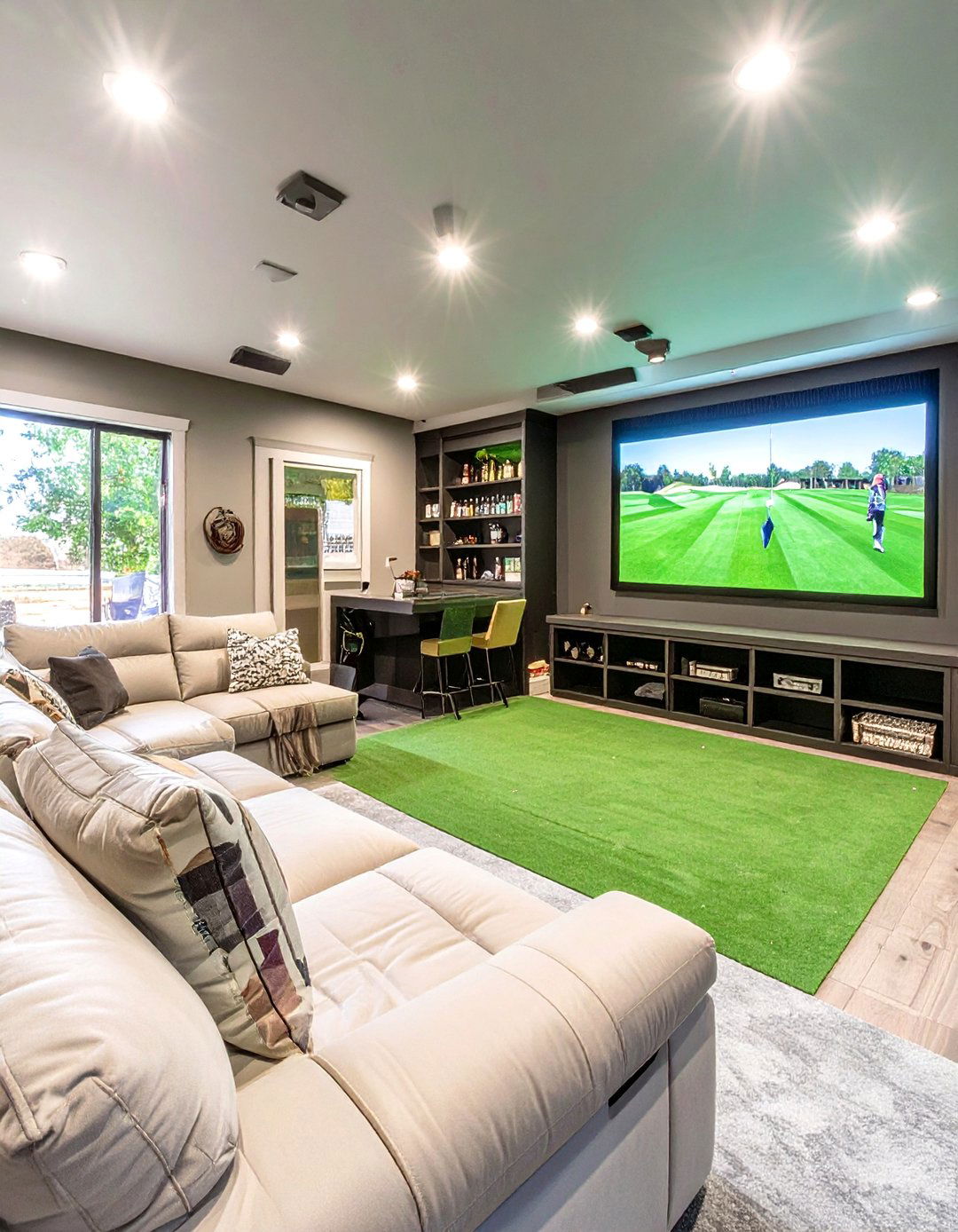 30 High-Tech Garage Golf Simulator Ideas for Enthusiasts - We Love Home ...